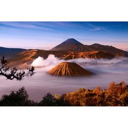 papermoon Fototapete &raquo;Berge im Nebel&laquo; bunt Vlies