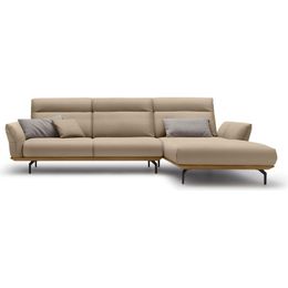 Creation BY ROLF BENZ Ecksofa &raquo;CR.460&laquo; Sockel in Nussbaum, Winkelf&uuml;&szlig;e in Umbragrau, Breite 318 cm beige NaturLEDER OSKAR (echtes Rindsleder)