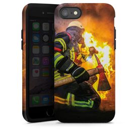 DeinDesign iPhone SE (2022) Handy Panzer Handyh&uuml;lle robuste Outdoor H&uuml;lle Schutzh&uuml;lle matt Fire Fire Fighters Life Saver Tough Case