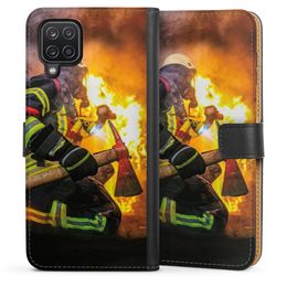 DeinDesign Galaxy A12 Handy Klapph&uuml;lle Handyh&uuml;lle aus Kunst Leder schwarz Flip Case Fire Fire Fighters Life Saver Sideflip mit langer Lasche