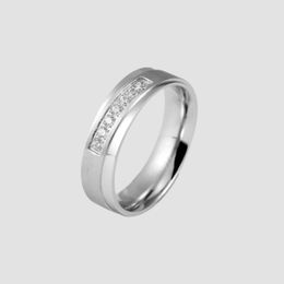 Adelia&acute;s ADELIA ́S Damen Fingerring "Damen Ring aus Edelstahl mit Strass Steinchen", 52, Edelstahlsilber, Edelstahl, Fingerringe