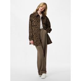 Hemdjacke Pieces "PCSAGA SHACKET NOOS", Damen, Gr. S, schwarz (schwarz aop:leopard), Web, Obermaterial: 100% Polyester, bedruckt, regular fit, Jacken