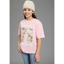 T-Shirt Kangaroos "Locker geschnittenes Shirt mit Palmenprint", M&auml;dchen, Gr. 140/146, rosa, Single Jersey, Obermaterial: 100% Baumwolle, bedruckt, l&auml;ssig geschnitten, Rundhals, Shirts T-Shirt, l&auml;ssige Passform, Kurzarm, bedruckt, aus Baumwolle