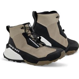 Revit Subduction, Schuhe