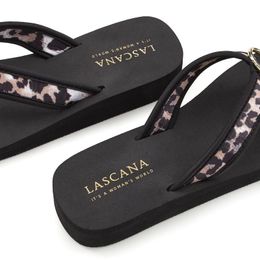 Lascana Damen Lascana Badezehentrenner &raquo;Sandale, Badeschuh, Pantolette, Badelatsche, Flip Flop&laquo; Zehentrenner mit Ringapplikation "Italy" VEGAN braun 
