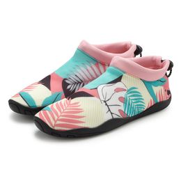 Lascana Damen Lascana &raquo;Badelatsche, Badeschuhe&laquo; Aquaschuh, Slipper, Wasserschuh ultraleicht und schnelltrocknend VEGAN bunt 39