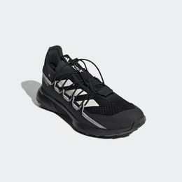 Wanderschuh adidas terrex "TERREX VOYAGER 21 TRAVEL", Damen, Gr. 44, schwarz-wei&szlig; (core schwarz, chalk wei&szlig;, grau two), Synthetik, Textil, Schuhe Wanderschuh