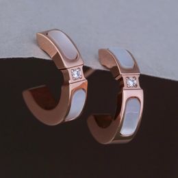 Holzkern Earrings Women Ros&eacute; und Perlmutt