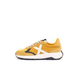 MUNICH Sneakers 'Babel' male Yellow size 39