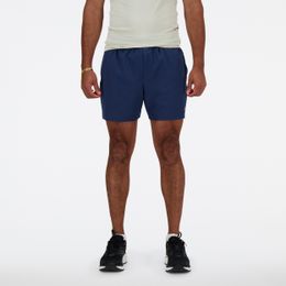Laufshorts New Balance "SPORT ESSENTIAL SHORT 5", Herren, Gr. XL, N-Gr, blau (nb navy), Obermaterial: 100% Polyester, Hosen Laufshorts, aus Stretchmaterial, feuchtigkeitsabweisend, leicht