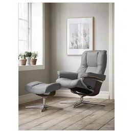 Relaxsessel stressless "Mayfair", grau (wild dove batick), B:83cm H:102cm T:74cm, Leder BATICK: BATICK ist ein leicht korrigiertes, durchgef&auml;rbtes und genarbtes M&ouml;belleder, bei dem die meisten Unebenheiten und Spuren in der Regel entfernt wurden., Sessel, Relaxsessel, mit Hocker, mit Cross Base, Gr&ouml;&szlig;e S, M & L, Holzakzent Braun