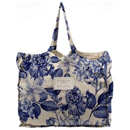 Madre Selva Shopper "Blue Flowers" in Blau - (B)42 x (H)36 x (T)7 cm - 44% | Herrentaschen