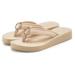 Badezehentrenner Lascana "Sandale, Badeschuh, Pantolette, Badelatsche, Flip Flop, Sommerschuh", Damen, Gr. 41, cremefarben, Obermaterial: 100% Textilmaterial. Decksohle: 100% Synthetik. Futter: 100% Textilmaterial. Laufsohle: 100% Synthetik, unifarben, Schuhe Zehentrenner Dianette, Zehentrenner mit Ringapplikation "Italy" VEGAN