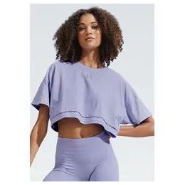 Kurzarmshirt Lascana, Damen, Gr. XS (32/34), lila (flieder), Single Jersey, Obermaterial: 95% Baumwolle, 5% Elasthan, unifarben, l&auml;ssig geschnitten bauchfrei, Rundhals, Shirts, mit kastigem Schnitt und Lagen-Look