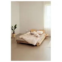 Bettgestell KARUP DESIGN "Social Bed, ohne Matratze, FSC-zertifiziertes Massivholz", beige (kiefer klar lackiert), B:188cm H:23cm L:204cm, Betten, Bettgestell, wahlweise mit oder ohne verstellbares Zubeh&ouml;r, Bett in mehreren Gr&ouml;&szlig;en