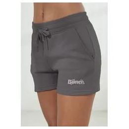 Shorts BENCH. LOUNGEWEAR, Damen, Gr. 40/42, N-Gr, grau (stone), Interlock, Obermaterial: 60% Baumwolle, 40% Polyester, bestickt, unifarben, Basic, bequem kurz, Hosen Shorts, mit Logodruck und Stickerei