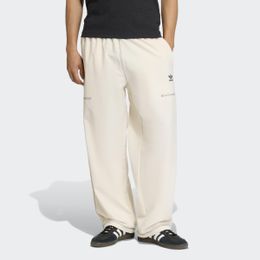 Herren Sporthose "TREFOIL ESSENTIALS, GEWEBTES MATERIAL", beige, Gr. XXL, adidas originals, Obermaterial: 88% Polyester, 12% Elasthan, Hosen
