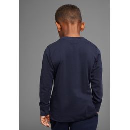Kidsworld Jungen Langarmshirt "HIER KOMMT RETTUNG", blau, Gr. 92, bedruckt, Single Jersey, Obermaterial: 100% Baumwolle, Shirts, Langarm,