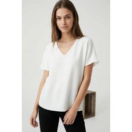 Shirtbluse Only CARMAKOMA "CARMETTA LIFE V-NECK SS TOP WVN NOOS", Damen, Gr. 48, cloud dancer, Jersey, Obermaterial: 100% Polyester, unifarben, regular fit normal, V-Ausschnitt, Blusen