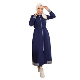 Modamihram Kleid Damen Gr&ouml;&szlig;e 38 dunkelblau / wei&szlig; Winterkleid