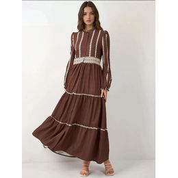 Hiccup Kleid Damen Gr&ouml;&szlig;e 40 kastanienbraun / wei&szlig; Winterkleid