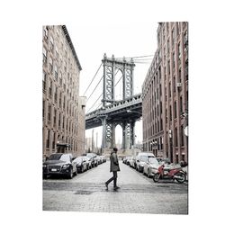 Liv Corday Bild 'Walking in Brooklyn' Herren Gr&ouml;&szlig;e 60x80 grau / mischfarben