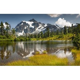 papermoon Fototapete "Landschaft mit See", B/L: 5m x 2,8m, Bahnen: 10 Stk., bunt, Schlafzimmer, Tapeten