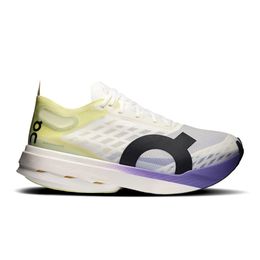 On Cloudboom Strike Schuhe Herren bunt 43.0