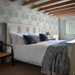WILLIAM MORRIS AT HOME Vliestapete &raquo;Blackthorn Daydream&laquo; Motiv glatt Design Tapeten Vlies