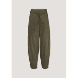 hessnatur Gewebe Hose Barrel Leg aus Bio-Baumwolle mit Elasthan in goldoliv | Gr.: 36
