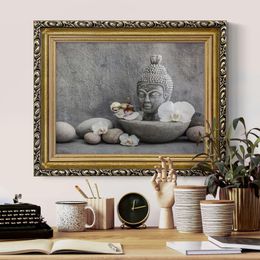 Bilderwelten Bild mit Barockrahmen Antik Spirituell Motiv Barock grau - Zen Buddha, Orchideen und Steine - Buddha Wohnzimmer Schlafzimmer