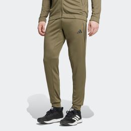 Sporthose adidas Performance "TRAIN ESSENTIALS SAISONALE", Herren, Gr. XL, N-Gr, gr&uuml;n (olive strata, normal, gr.), Obermaterial: 100% Polyester, Hosen Sporthose, mit Camo-Paspelierung, aus dehnbarem Strickmaterial, aus Polyester