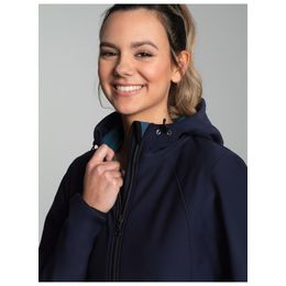 TRIGEMA Damen Softshelljacke "TRIGEMA Taillierte Softshell&ndash;Kapuzenjacke", blau, Gr. M, Stoff, 88% Polyamid, 12% Elastan, Jacken