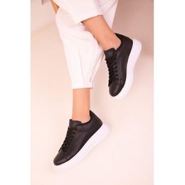Trendyol Sneakers in Schwarz - 59% | Gr&ouml;&szlig;e 40 | Damen-sneakers