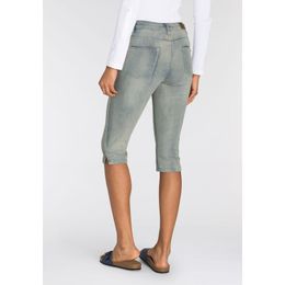 Arizona Damen Caprijeans &raquo;mit Schlitz am Saum&laquo; schmale Passform, mit stylischen Nieten, hohe Taille blau 36, N-Gr
