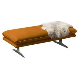 Polsterhocker W.Schillig, gelb (brandy s37), B:145cm H:43cm T:71cm, Stoff S37 (100% Polyester): Luxus-Microfaser in Lederoptik, Hocker, Polsterhocker, F&uuml;&szlig;e in Chrom gl&auml;nzend