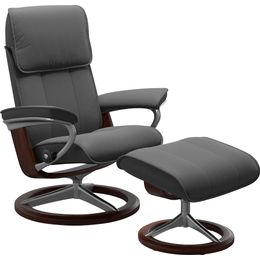 Relaxsessel stressless "Admiral", grau (grau batick), B:93cm H:103cm T:79cm, Leder BATICK: BATICK ist ein leicht korrigiertes, durchgef&auml;rbtes und genarbtes M&ouml;belleder, bei dem die meisten Unebenheiten und Spuren in der Regel entfernt wurden., Sessel, Relaxsessel, mit Signature Base, Gr&ouml;&szlig;e M & L, Gestell Braun