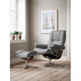 Relaxsessel stressless "Mayfair", grau (wild dove batick), B:83cm H:102cm T:74cm, Leder BATICK: BATICK ist ein leicht korrigiertes, durchgef&auml;rbtes und genarbtes M&ouml;belleder, bei dem die meisten Unebenheiten und Spuren in der Regel entfernt wurden., Sessel, Relaxsessel, mit Hocker, mit Cross Base, Gr&ouml;&szlig;e S, M & L, Holzakzent Braun