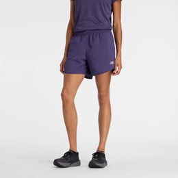 New Balance Short 'Sport Essential Short 5"'. Damen Gr&ouml;&szlig;e S lila