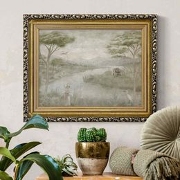 Bilderwelten Bild mit Barockrahmen Antik Wald Vintage Barock gr&uuml;n - Pastellgr&uuml;ne Landschaft mit Kranich - B&auml;ume Wohnzimmer Schlafzimmer
