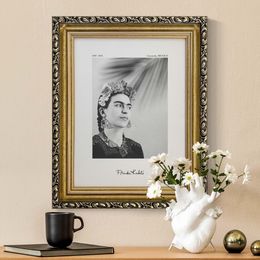 Gerahmtes Leinwandbild Frida Kahlo Portrait mit Schmuck