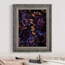 Bilderwelten Leinwandbild mit Barockrahmen Dunkle violette Bl&uuml;ten
