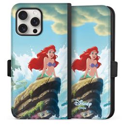 DeinDesign iPhone 15 Pro Max Handy Klapph&uuml;lle Handyh&uuml;lle aus Kunst Leder schwarz Flip Case Official Licensed Product Arielle Die Meerjungfrau Mermaid Sideflip 