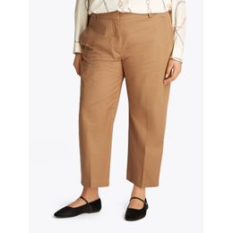 Chinohose Tommy Hilfiger Curve "CRV CO SLIM STRAIGHT CHINO", Damen, Gr. 54, N-Gr, beige (safari canvas), Web, Obermaterial: 65% Baumwolle, 33% Lyocell, 2% Elasthan, unifarben, straight fit kn&ouml;chellang, Hosen Chinohose, in Gro&szlig;en Gr&ouml;&szlig;en, Chino Qualit&auml;t