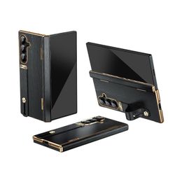 Wigento F&uuml;r Samsung Galaxy Z Fold7 Design Leder H&uuml;lle mit Handriemen Schwarz