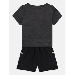 Nike Sportswear Set 'MILER' Jungen Gr&ouml;&szlig;e 116/122 hellgrau / schwarz / schwarzmeliert