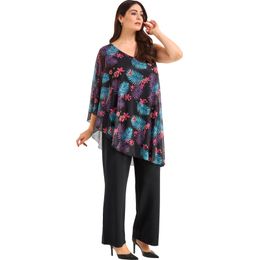 sheego Gro&szlig;e Gr&ouml;&szlig;en Jumpsuit mit asymmetrischem Cape, schwarz-erdbeere-bedruckt, Gr&ouml;&szlig;e 48 - Damen