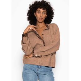 SASSYCLASSY Cardigan mit R&uuml;schen im Leo-Print in Camel | Gr.: M