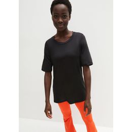 T-Shirt bonprix, Damen, Gr. 44/46 (L), schwarz, Jersey, Obermaterial: 92% Polyester, 8% Elasthan. Meshfutter: 95% Polyester, 5% Elasthan, unifarben, l&auml;ssig geschnitten Po-bedeckend, Rundhals, Shirts T-Shirt, bequeme Passform, Halbarm, sportlicher Stil, mit Mesheinsatz im R&uuml;cken