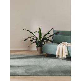 benuta Basic - Kunstfell-Teppich Furry Gr&uuml;n 60x120 cm